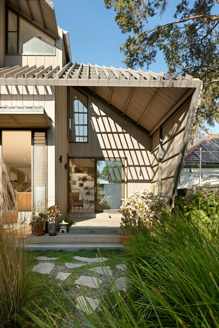 A Home and Studio Created with Restoration, Re-use and Recycling