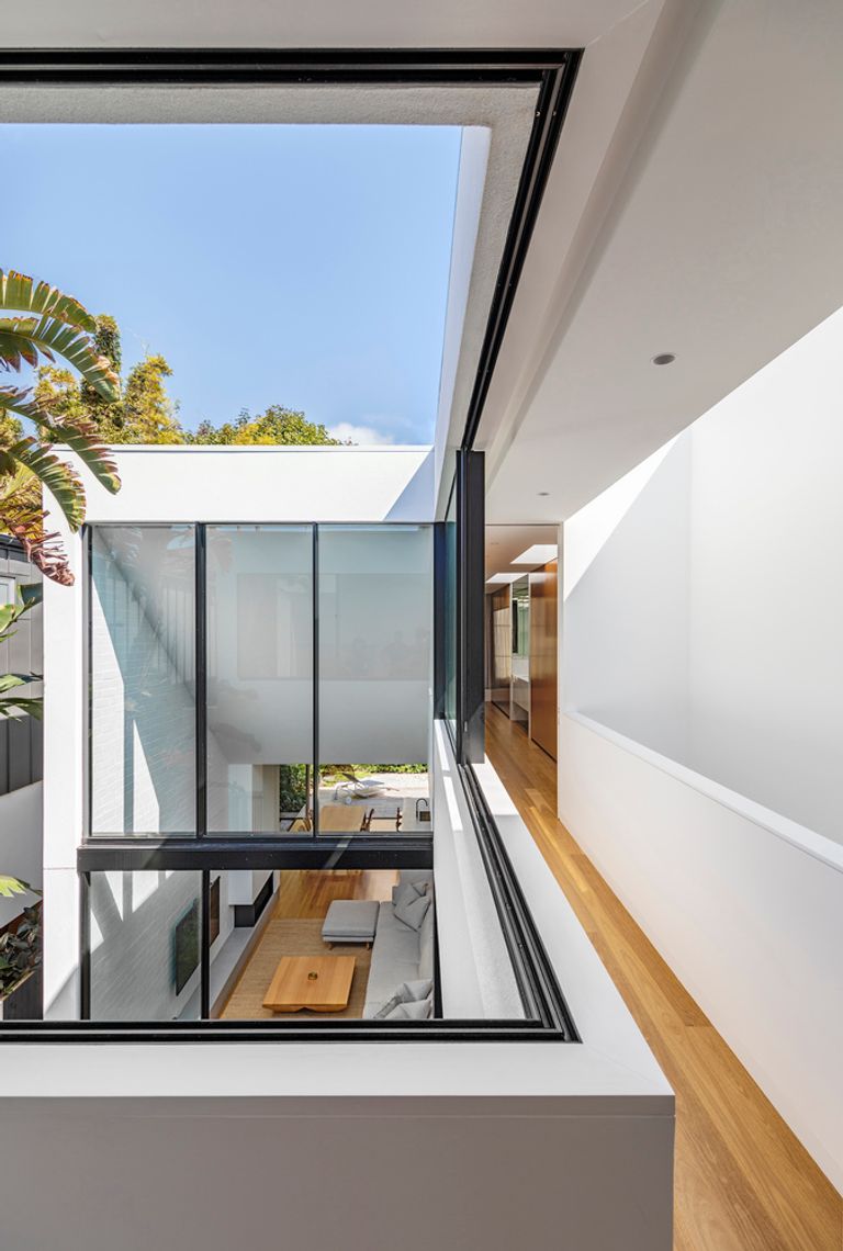 Designed Around a Central Courtyard, This Home Maximises Light