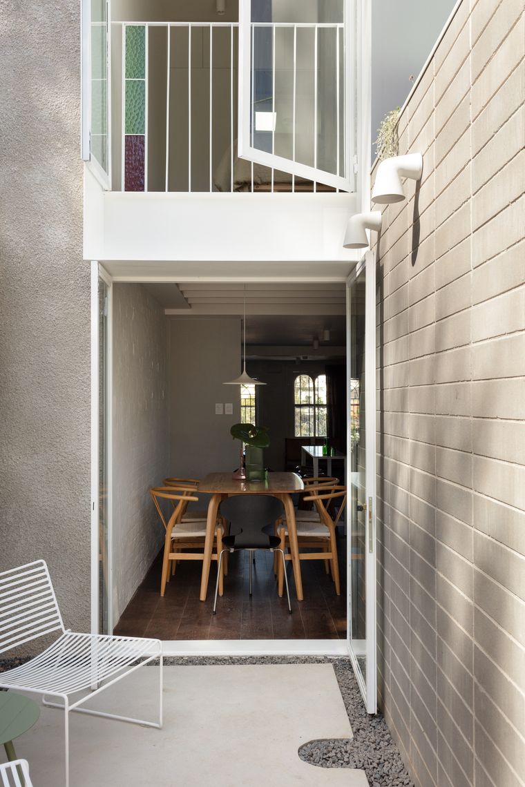 This home proves there's nothing pokey about small footprint living