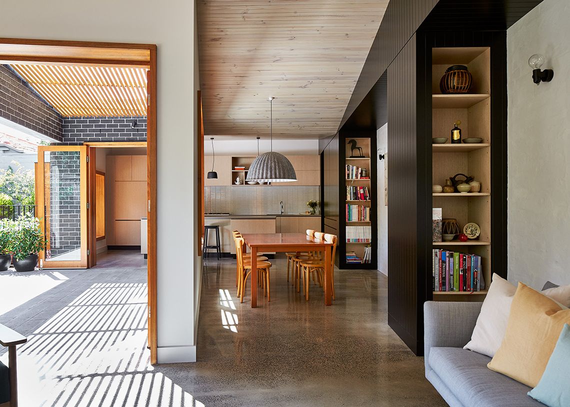 House Rosebank's Generous New Living Areas Compliment a Grand Old Edwardian