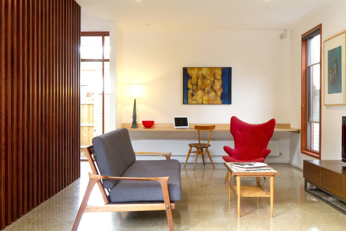 A Prefab Detached Studio in Hawthorn Adds Limitless Flexibility