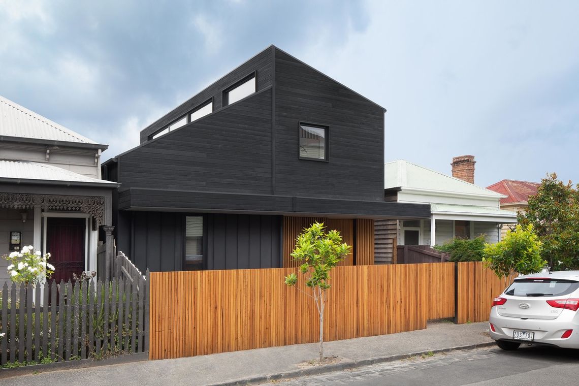 This Inner-city Modular Home Has a Few Tricks up Its Sleeves!