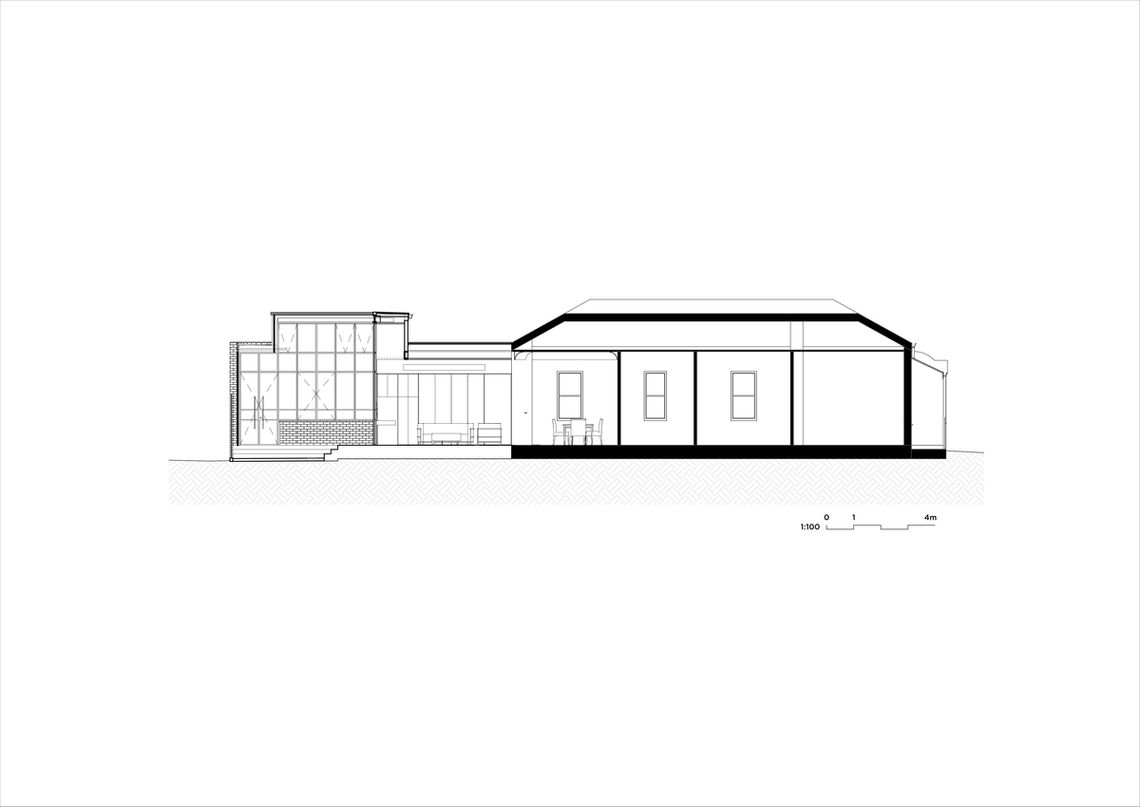 A Curve in the Boundary Is Turned Into an Asset at This Playful Home