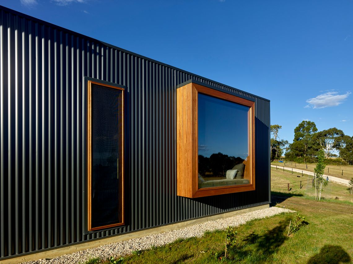 The Simple Life: House Designed for an Acreage; Robust, yet Elegant