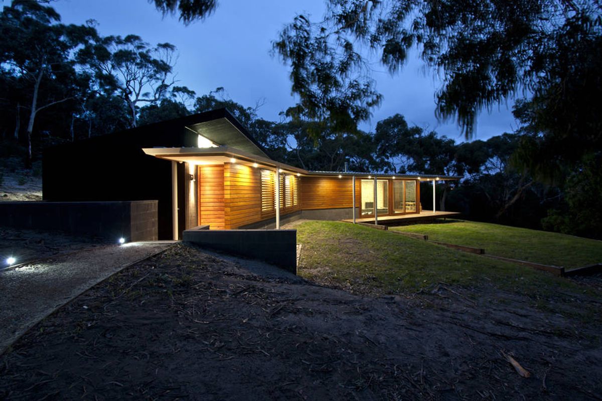 Aireys Inlet House: Home Away From Home Prioritizes Connection to Nature
