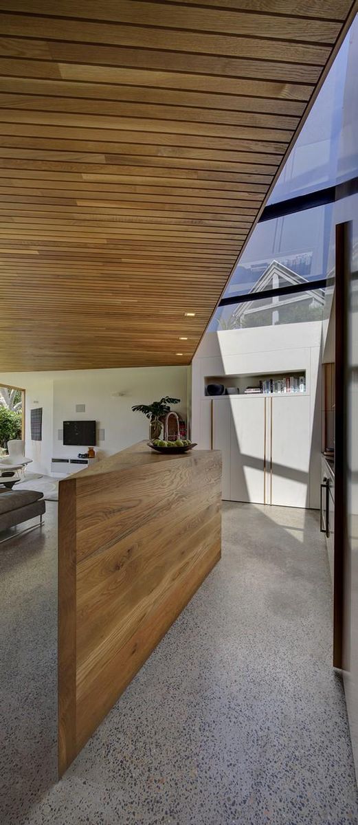 Balmain House: Generous, light-filled living spaces for a young family