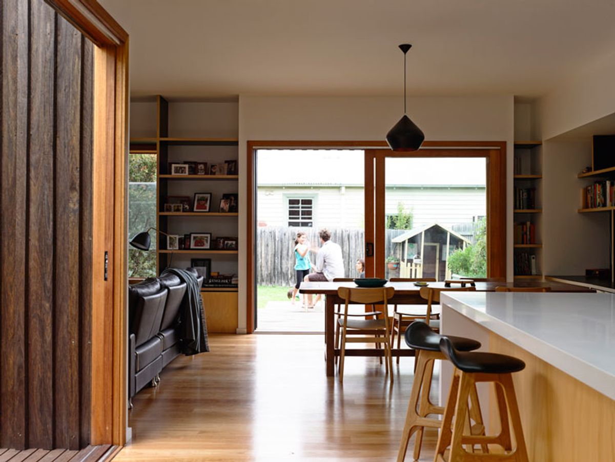 Batten and Board House: A Simple 'Box' Transforms a Weatherboard