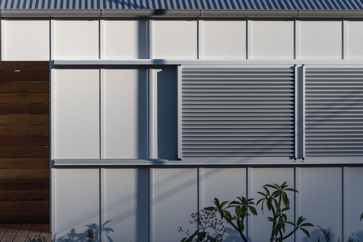 A Modern Take on the Traditional Fibro Beach Shack