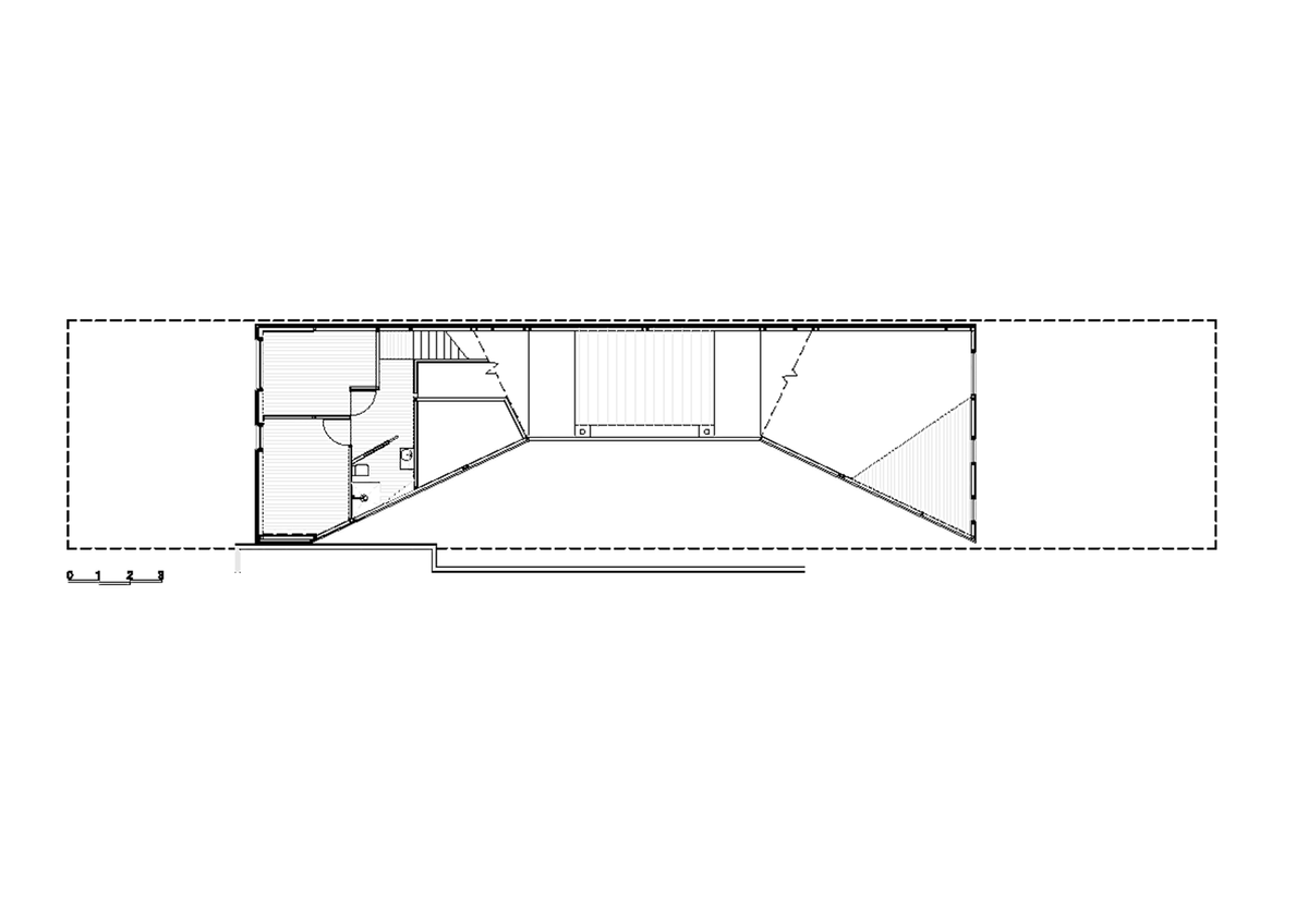 Bow House Twists and Contorts to Let the Sun In