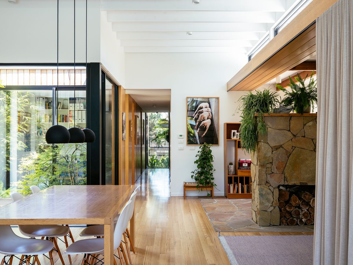 Mid-century Modern House Senstively Updated for 21st Century Living