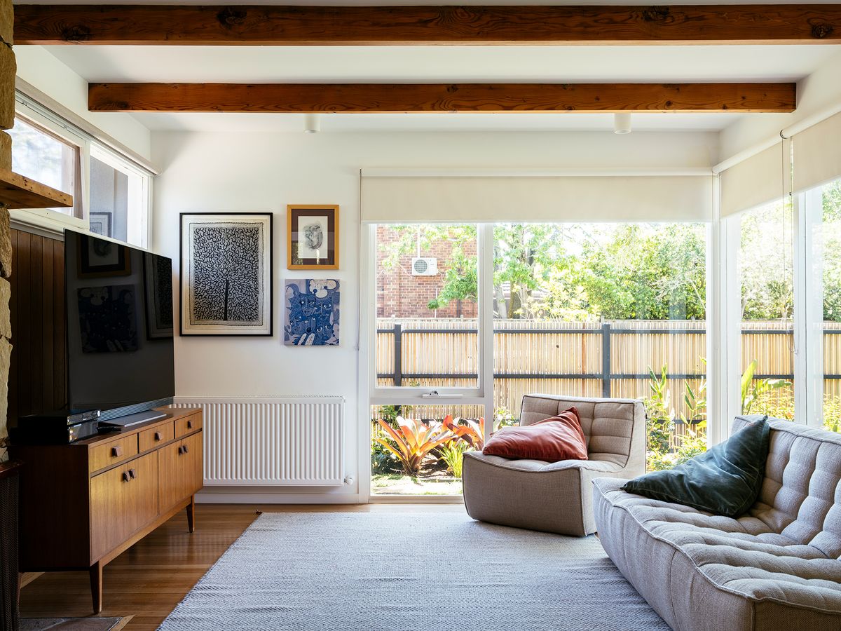 Mid-century Modern House Senstively Updated for 21st Century Living