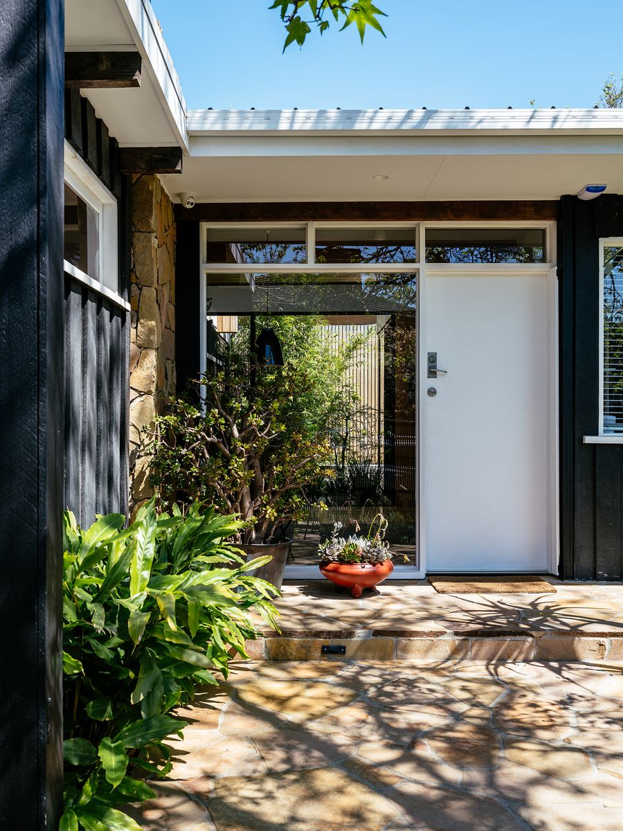 Mid-century Modern House Senstively Updated for 21st Century Living