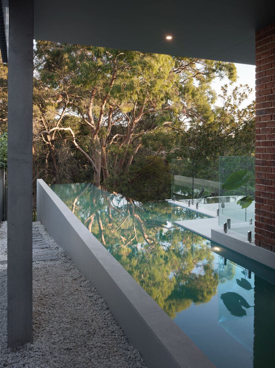 Building on a BAL-FZ (Flame Zone) Site Made This Home a Challenge