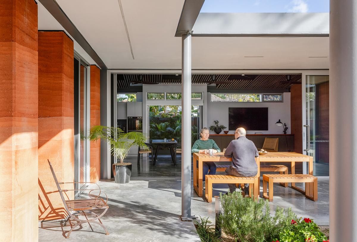 Rammed Earth Walls and Passive Design Makes Every Season a Breeze