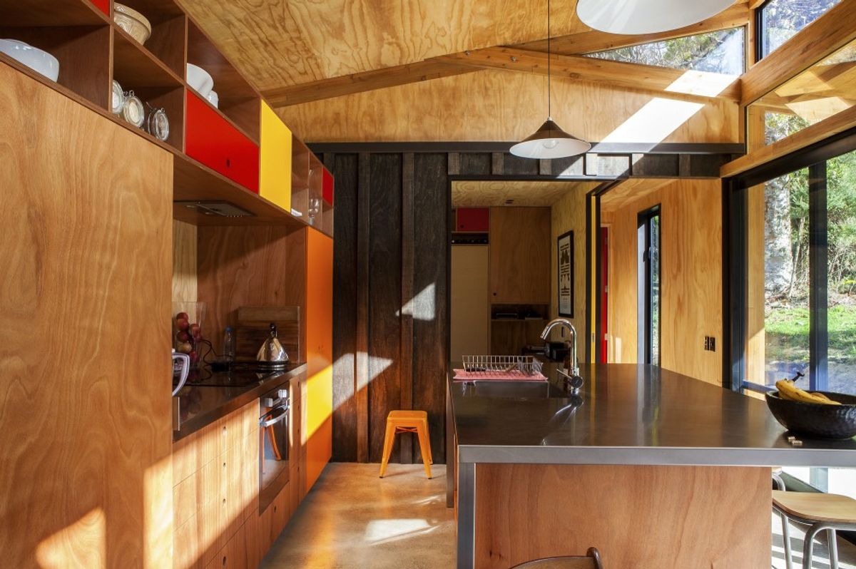 Easterbrook House Takes Design Cues From the Forms of Tents and Sheds