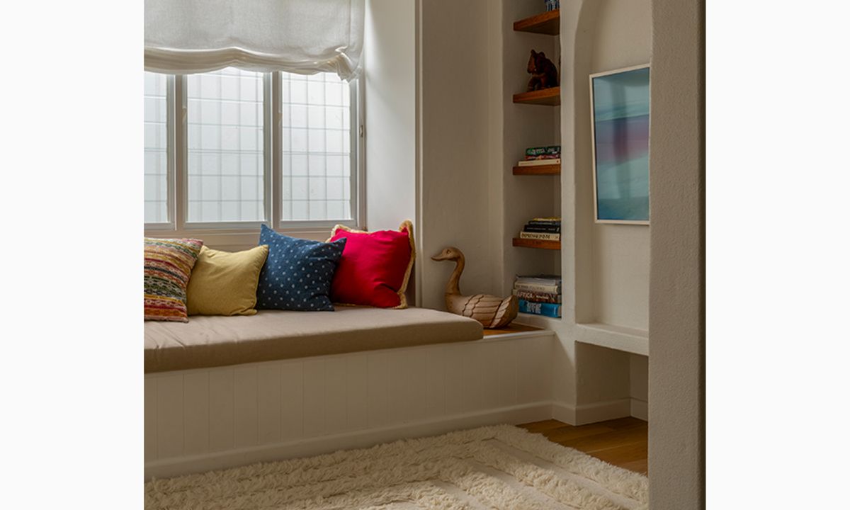 Coastal Elegance Meets Family Living: A 1970s Transformation