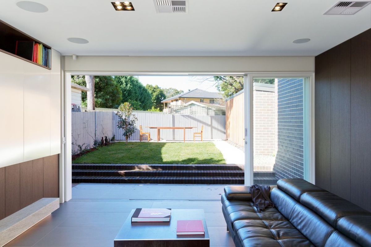 G_House: Sunny Courtyard is the Focus For a Bright New Addition