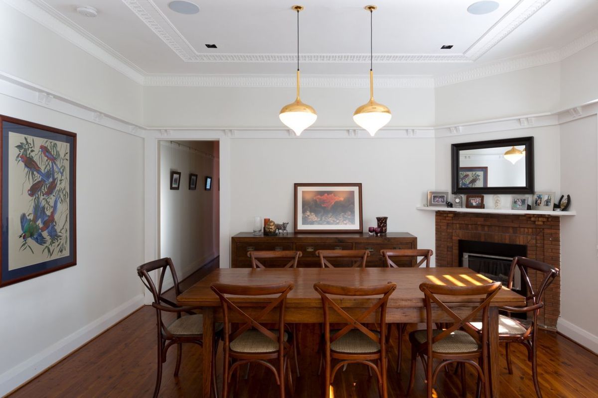 G_House: Sunny Courtyard is the Focus For a Bright New Addition