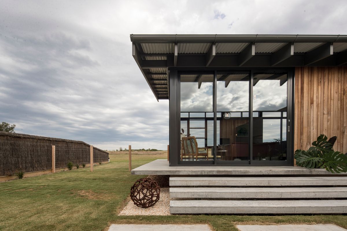 A New Home to Appeal to Lovers of Mid-Century Design