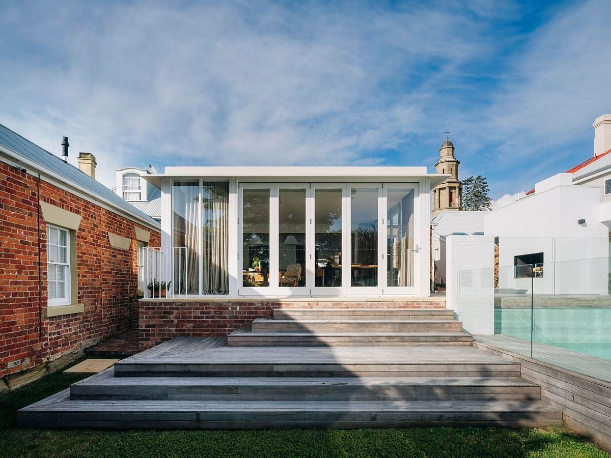 Discover the clever renovation of this 19th Century heritage gem