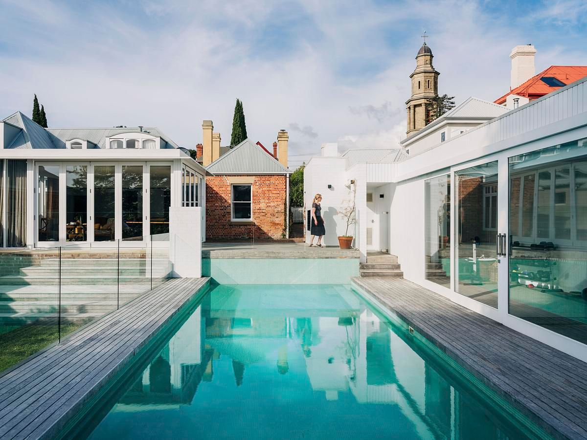 Discover the clever renovation of this 19th Century heritage gem