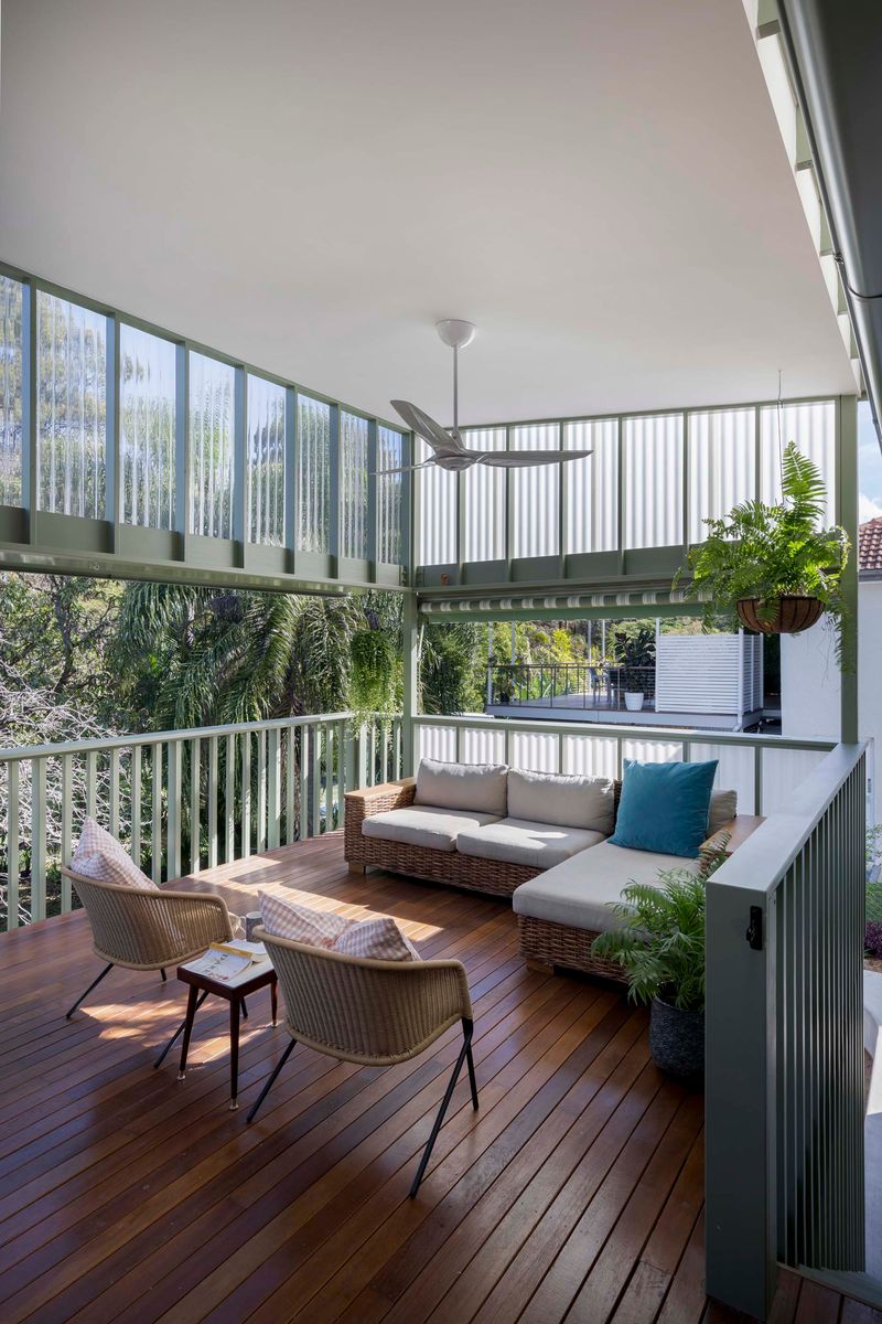 The one where a heavily pregnant architect undertakes her dream reno