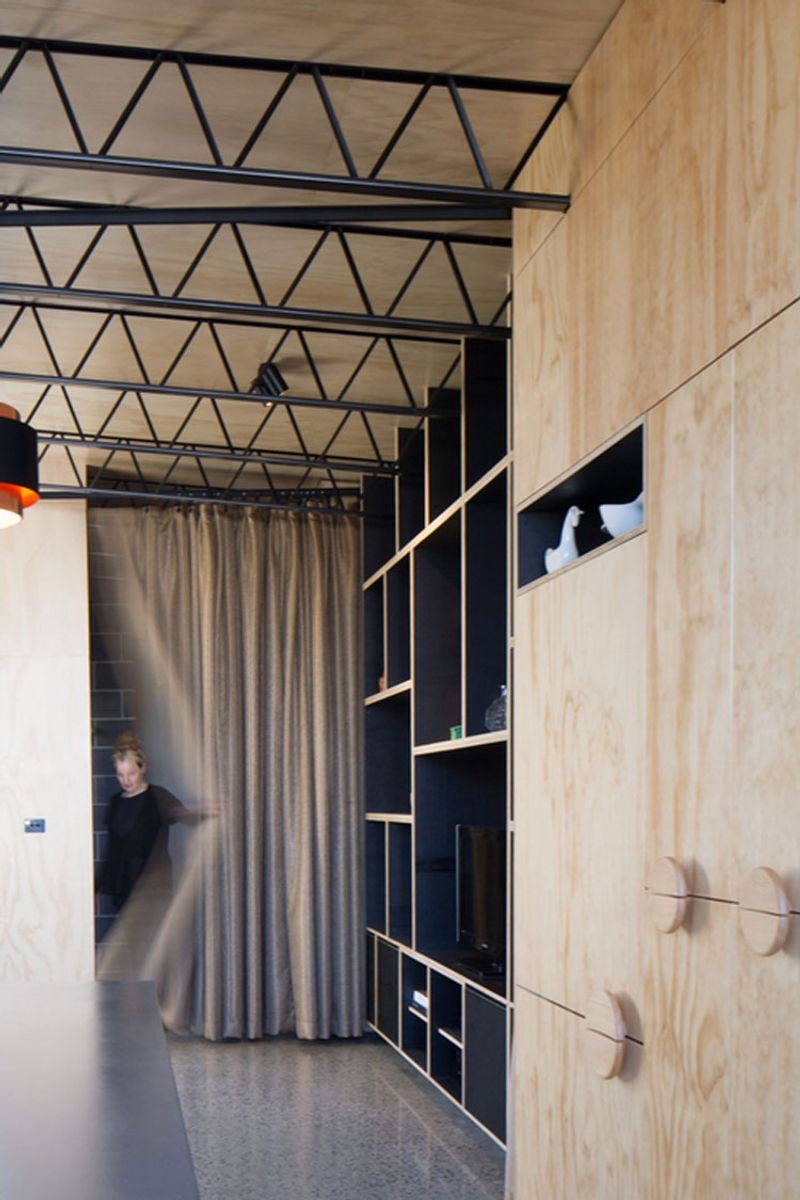 Hello House: This Has to Be the Friendliest House on the Block!