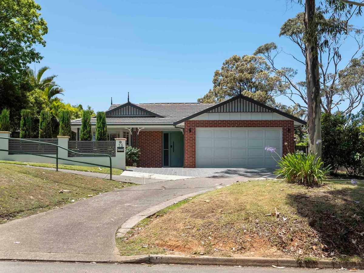 Transforming a '90s red brick project home into something special