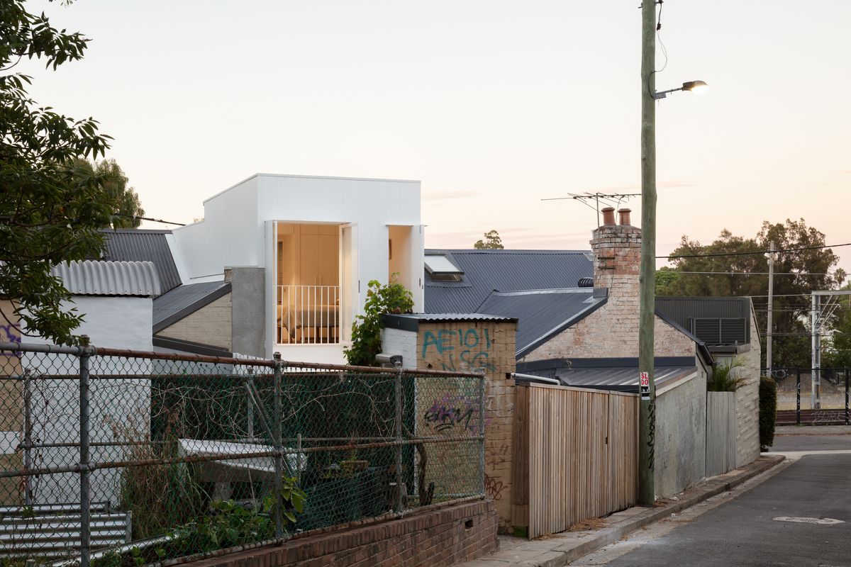 This home proves there's nothing pokey about small footprint living