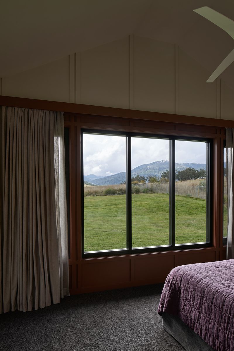 A House in the Dry is adapted to Australia's climate and landscape