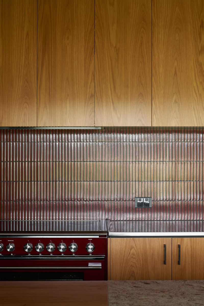A House in the Dry is adapted to Australia's climate and landscape