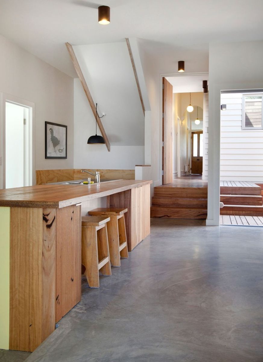 Jack and Jill House: No Crowns Were Broken in the Making of This House