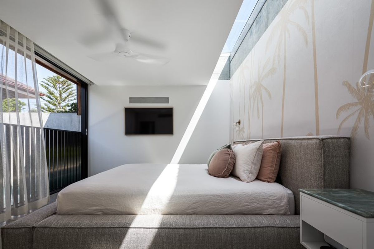 Heritage Meets Modern in Cronulla: A 1930s Bungalow’s Stunning Rebirth
