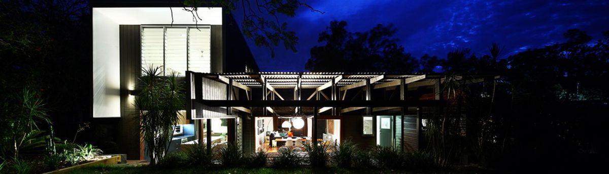 Lockyer Residence: A Highly Crafted Pod Extends a Post War House