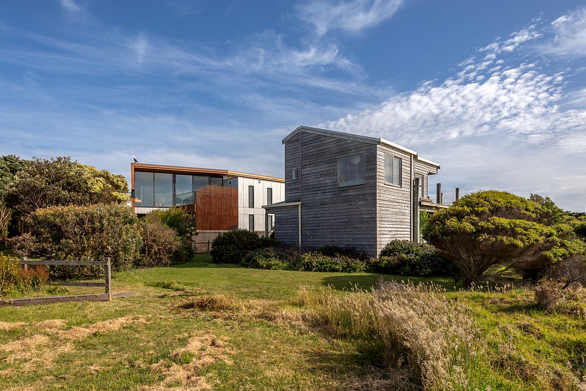 What would a marine lovers’ house on a coastal reserve look like?