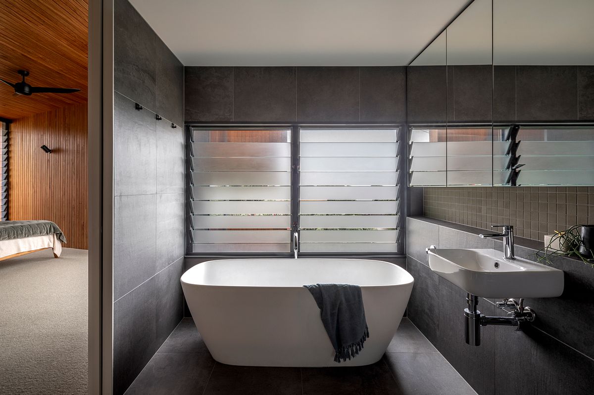 What would a marine lovers’ house on a coastal reserve look like?