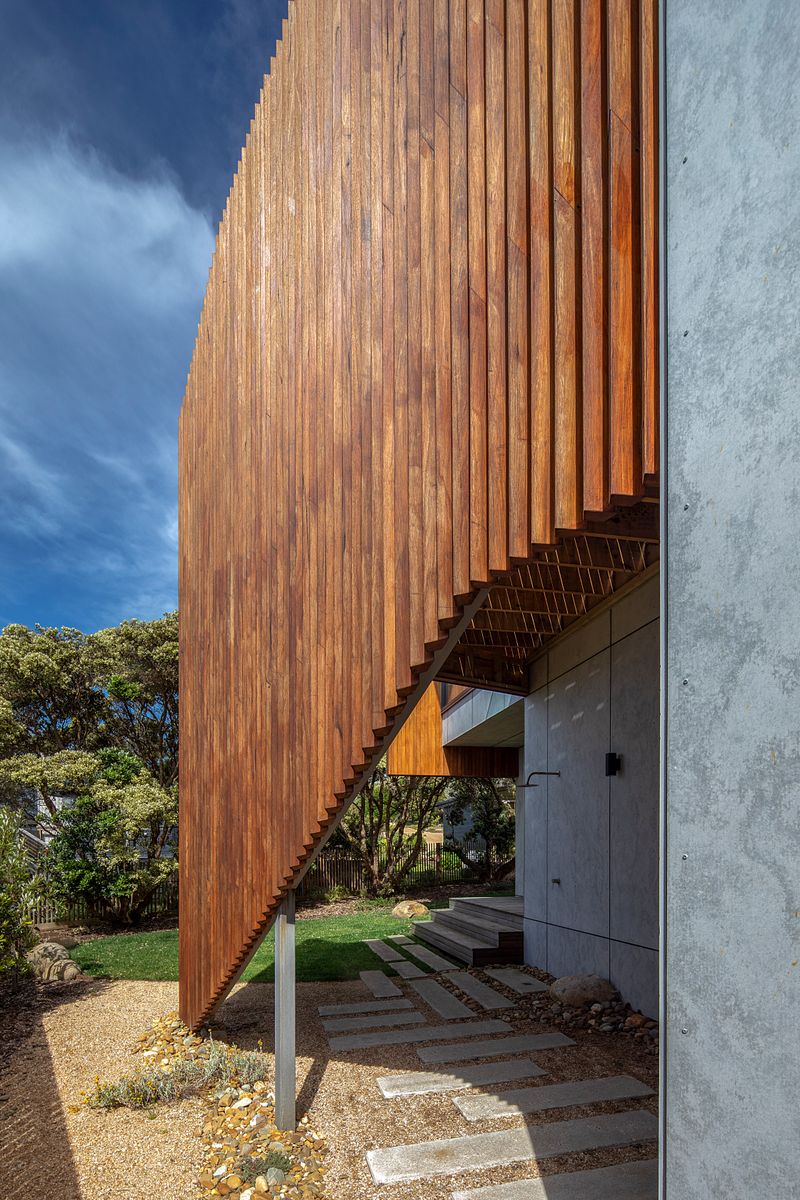 What would a marine lovers’ house on a coastal reserve look like?