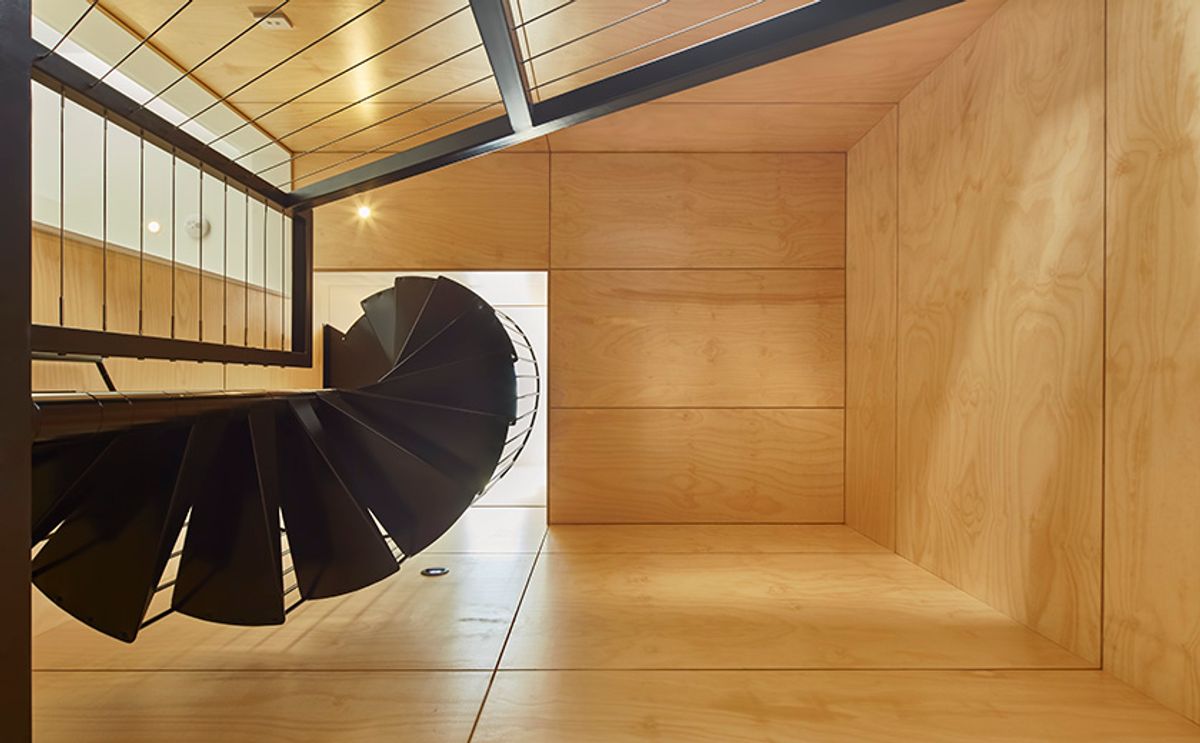 Modular Tower House's Lofty Design Makes a Statement in Sleepy Suburb