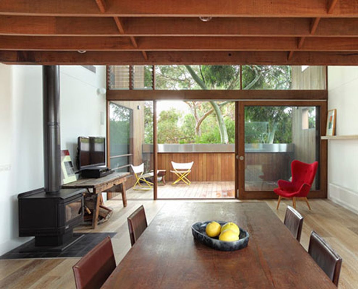 Orange Grove House Makes the Most of a Compact Sub-Divided Site