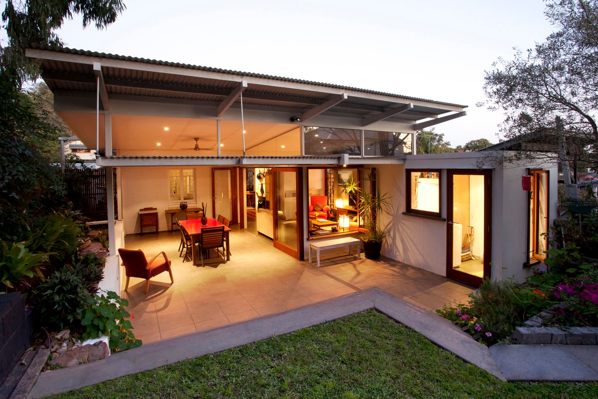 Two Rooms, One Indoor and the Other Outdoor, But What a Difference!