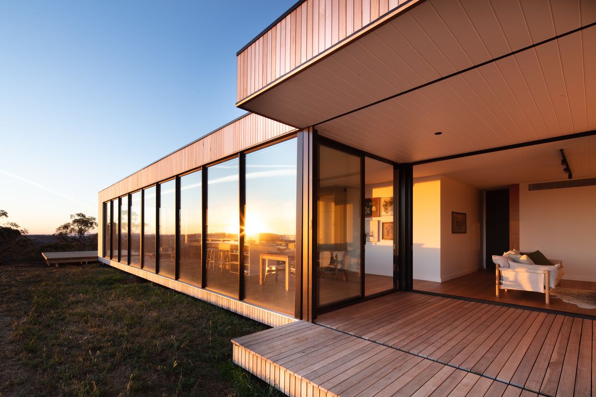 New Modular Home: If You've Got It (An Incredible View), Flaunt It!