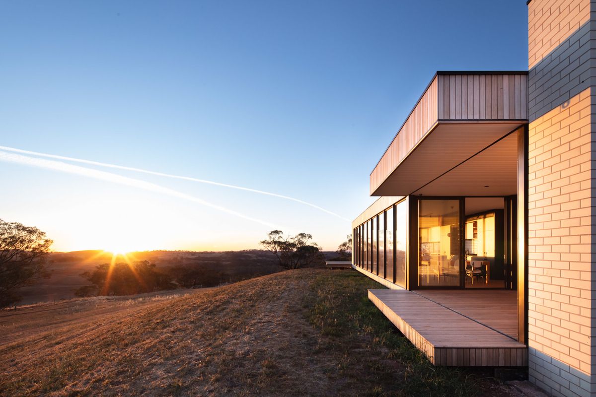 New Modular Home: If You've Got It (An Incredible View), Flaunt It!