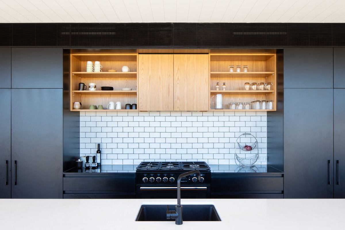 New Modular Home: If You've Got It (An Incredible View), Flaunt It!