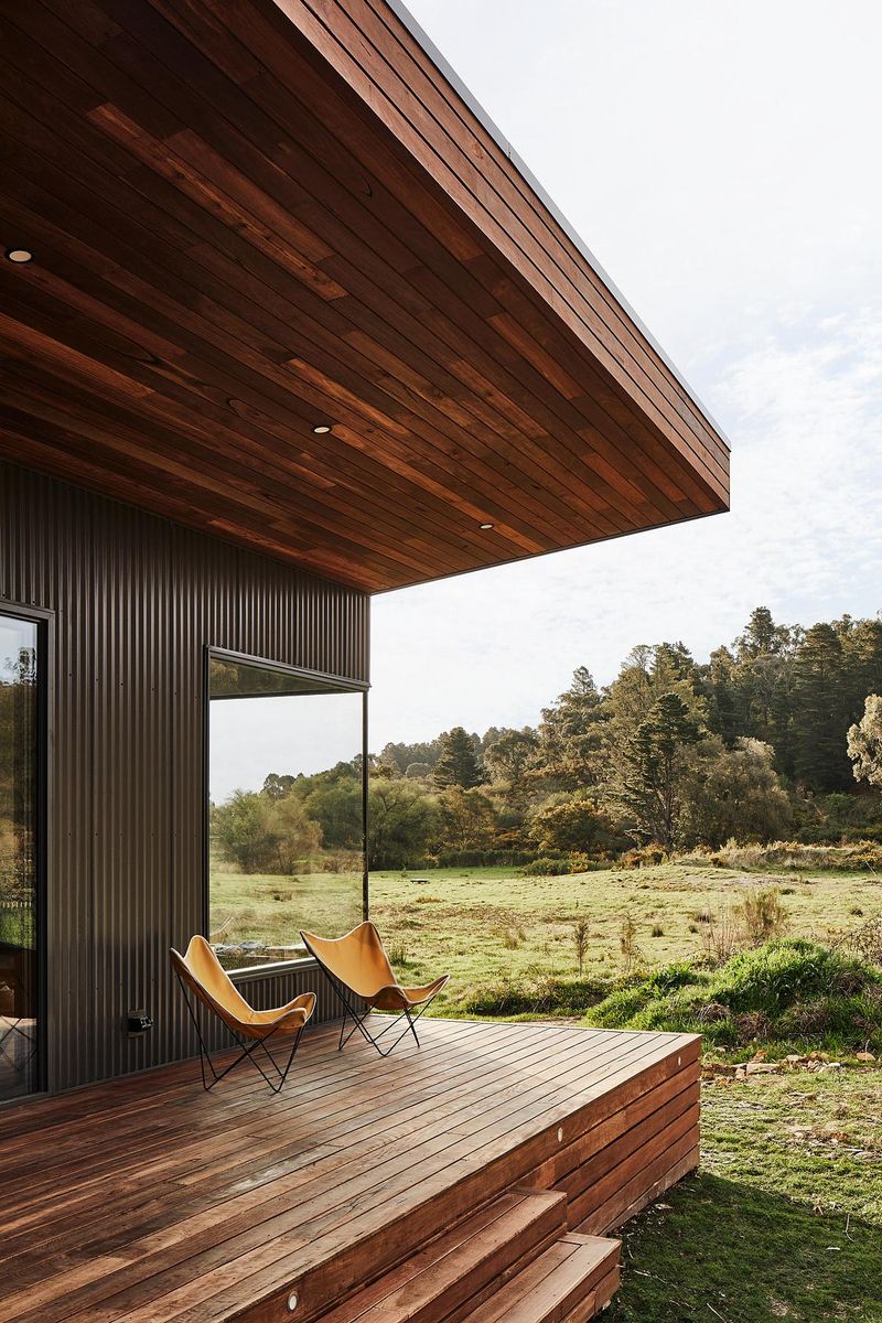 A new home takes advantage of its stunning location in the Pyrenees