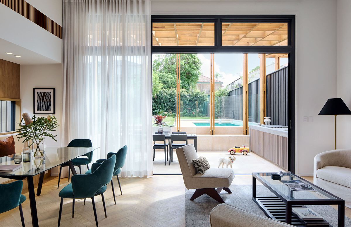 Rodd Point Twins: A Federation-Inspired Masterpiece