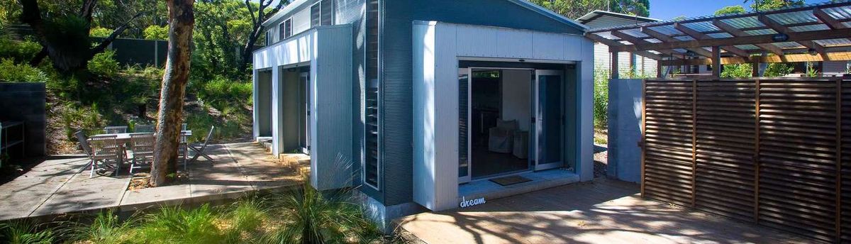 Seal Rocks House is About the Simple Pleasures of Surf, Sea and Trees