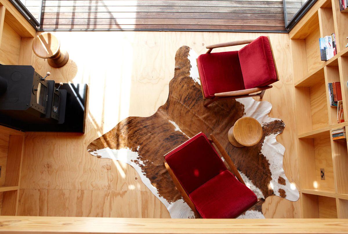Sled House: A House You Can Relocate With a Tractor?
