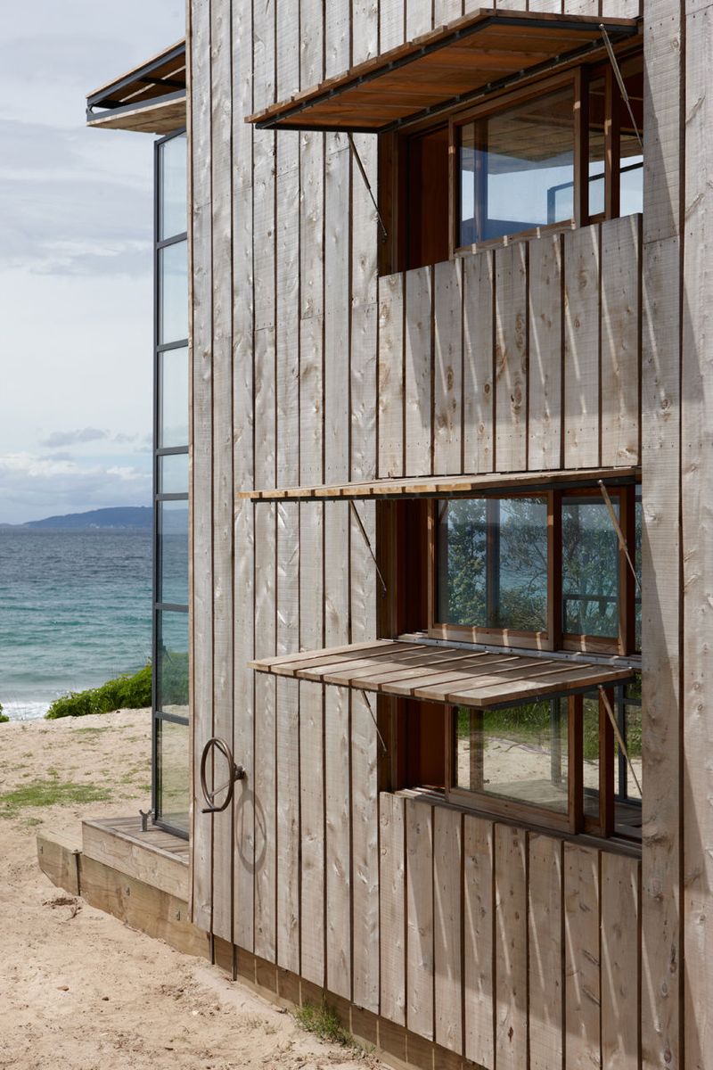 Sled House: A House You Can Relocate With a Tractor?