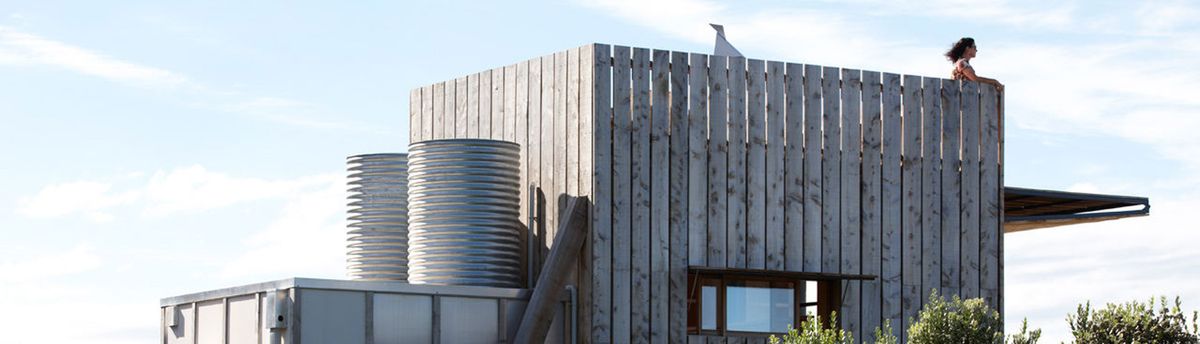 Sled House: A House You Can Relocate With a Tractor?