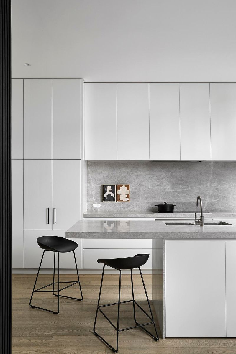 Big Ideas in a Compact South Yarra Townhouse